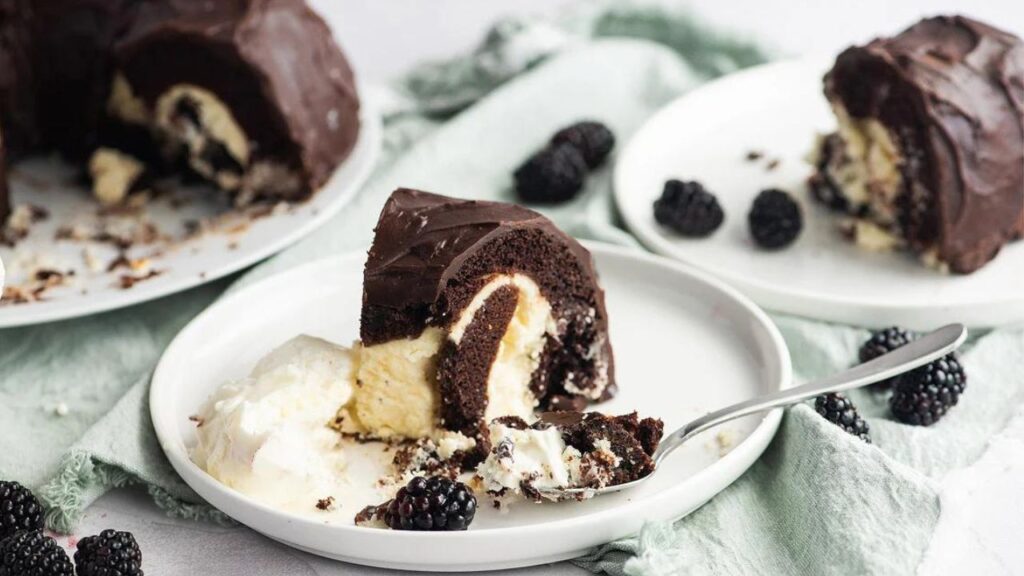 18 Heavenly Chocolate Cake Recipes to Try For Your Next Treat - This ...