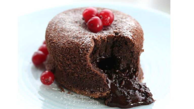 18 Heavenly Chocolate Cake Recipes to Try For Your Next Treat - This ...